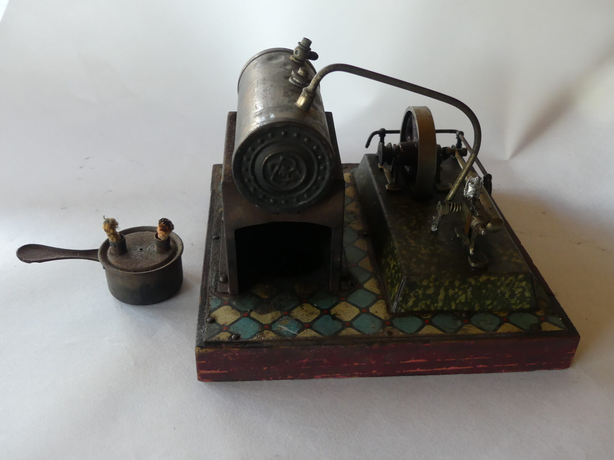 L'Atelier de restauration - Antique Toys Factory